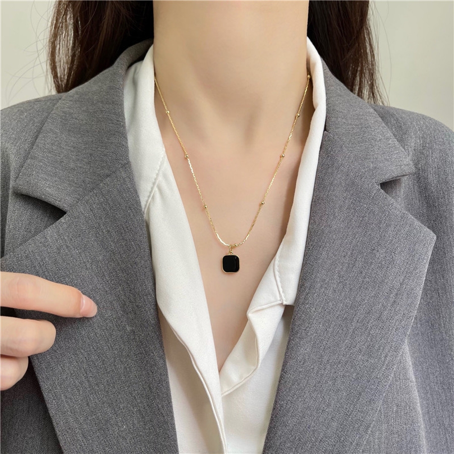 ブラックストーンゴールドチェーンネックレス 9768[品番 ブラックストーンゴールドチェーンネックレス 9768[品番