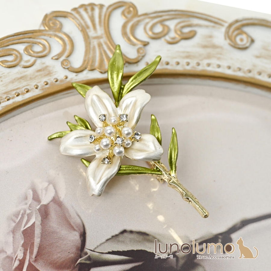 ブローチ レディース 百合[品番：LNLA0010884]｜lunolumo（ルーノルーモ）のレディースファッション通販｜SHOPLIST ...