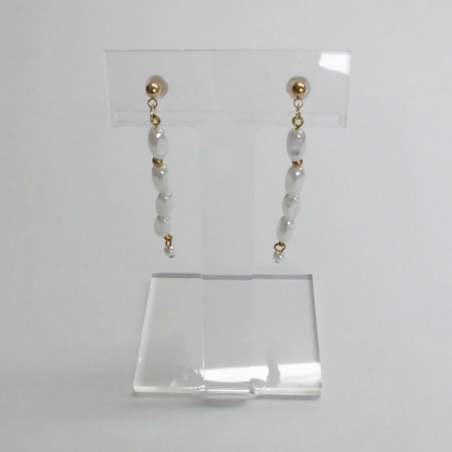 ロングパールイヤリング[品番：SURA0000937]｜monamona（モナモナ）のレディースファッション通販｜SHOPLIST（ショップリスト）